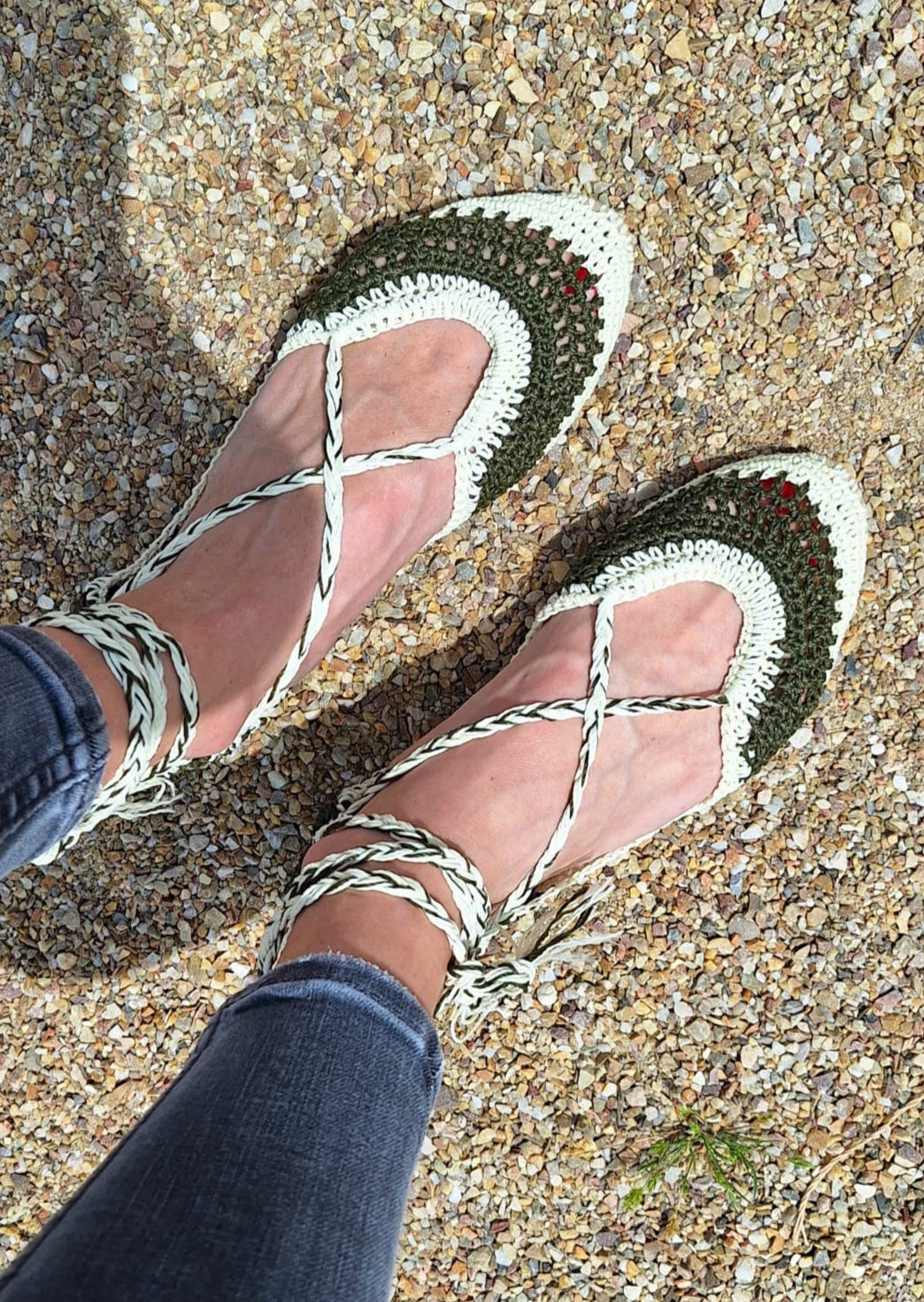 BAILARINAS CROCHET MEXICANAS KAKI